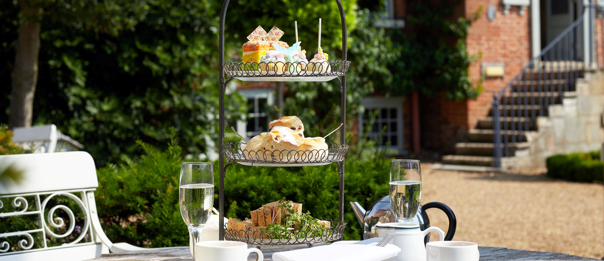 Strattons Hotel, luxury boutique hotel restaurant cafe deli Swaffham ...